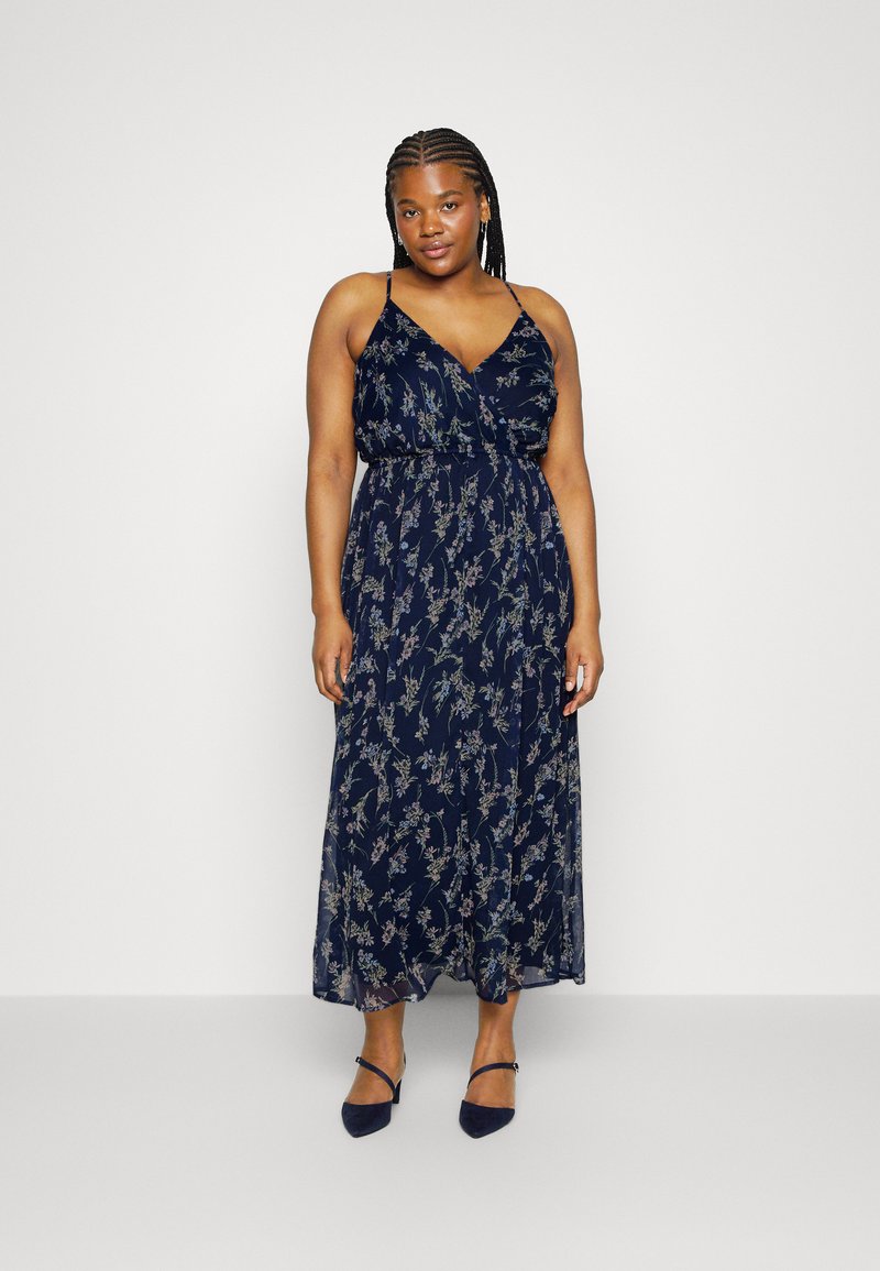 Vero Moda Curve VMSMILLA SINGLET WRAP ANKLE DRESS CUR - Freizeitkleid ...