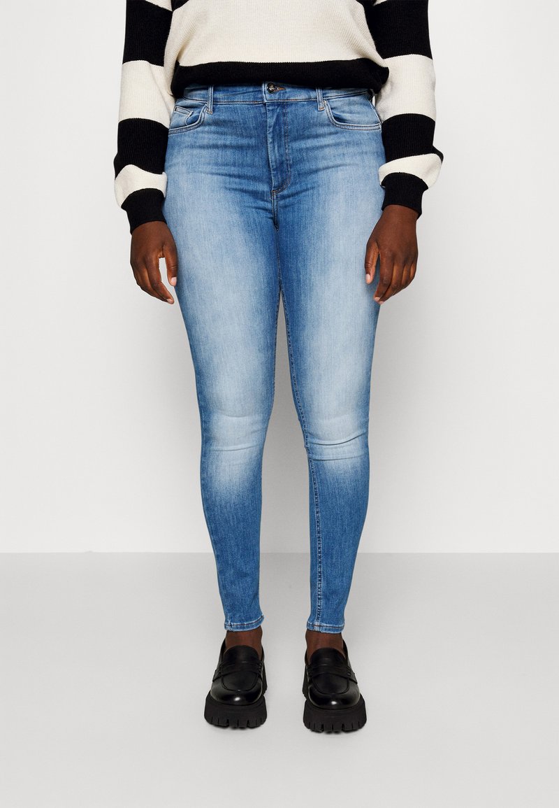 ONLY Curve ONCBLUSH BASIC - Jeans Skinny Fit - light blue denim/light ...