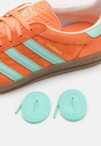 adidas Originals Trainers - orange - (Pre-owned) - Zalando