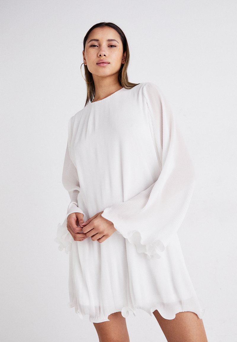 Gina Tricot PLEATED WAVE EDGE MINI DRESS - Cocktail dress / Party dress ...