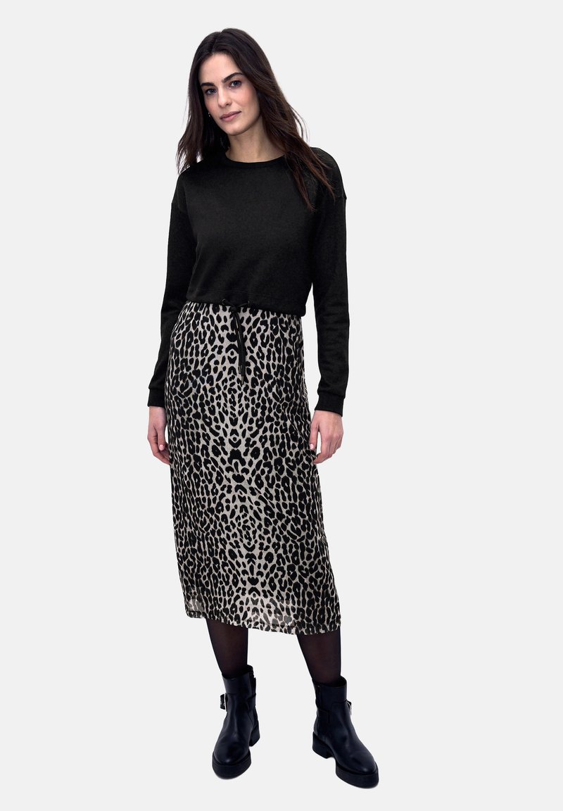 Street One Studio MIDI MIT LEO-ROCK - Jersey dress - schwarz/black ...