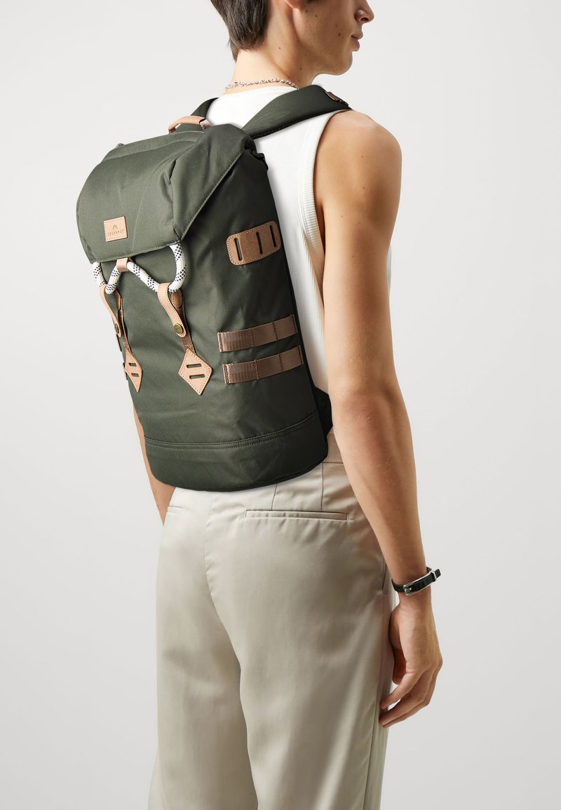 Doughnut COLORADO REBORN SERIES BACKPACK UNISEX - Rucksack - army/green ...