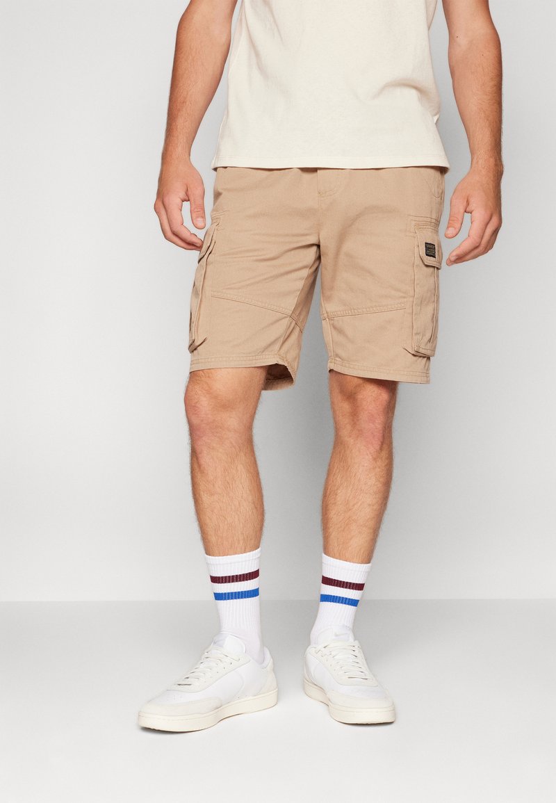 CLOSURE London LONG FIT UTILITY CARGO SHORT - Shorts - stone/beige ...
