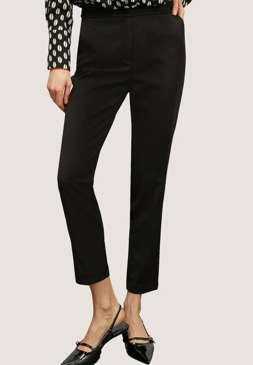 Caroll FASHION ELEGANT MODERN CAPRI - Broek - noir/zwart - Zalando.be
