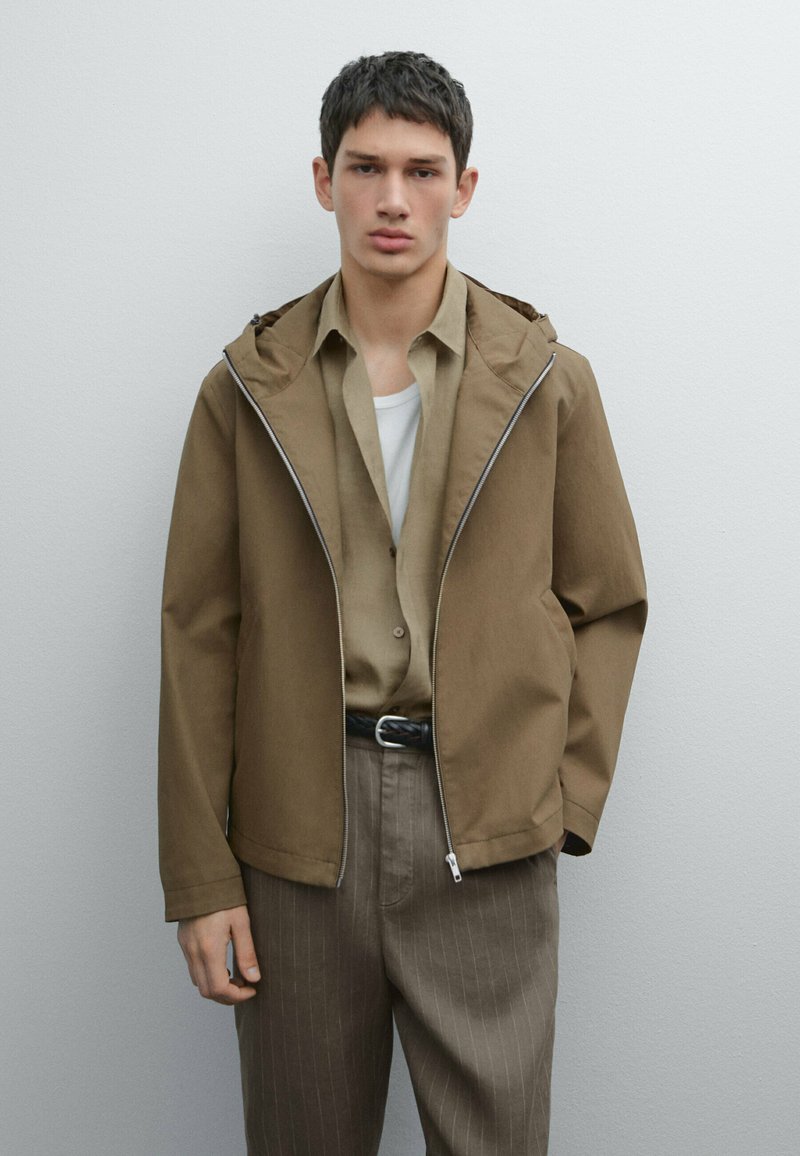 Massimo Dutti HOODED - Summer jacket - sand - Zalando.co.uk