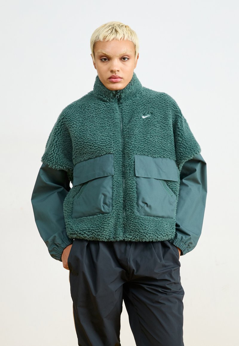 Nike Sportswear COZY - Fleece jacket - vintage green/dark green ...