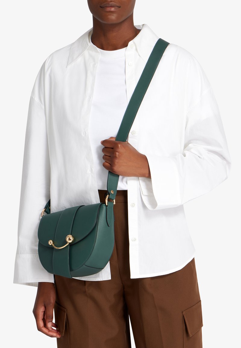 Strathberry CRESCENT - Across body bag - bottle green/dark green ...