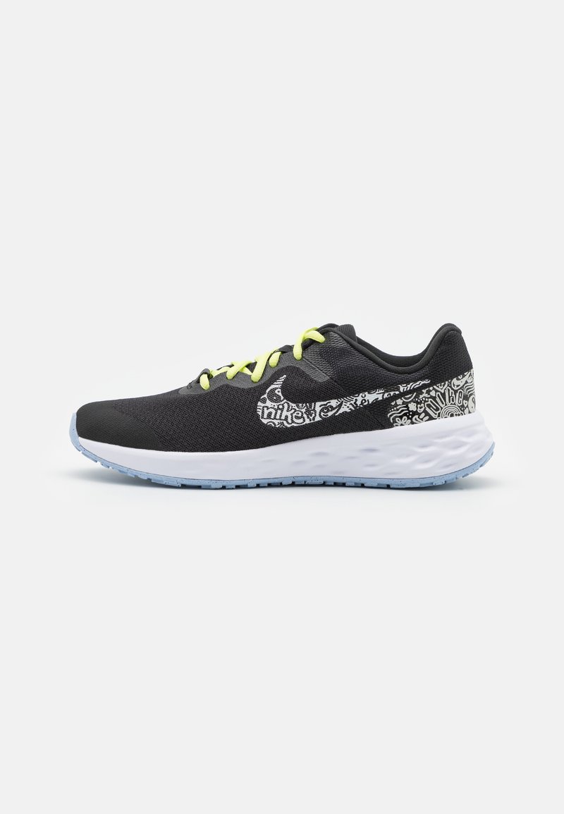 Nike Performance REVOLUTION 6 JP GS UNISEX - Chaussures fitness - black ...