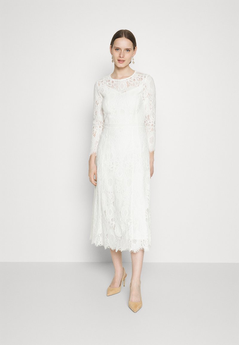IVY OAK BRIDAL MAGDA - Cocktail dress / Party dress - snow white/white ...