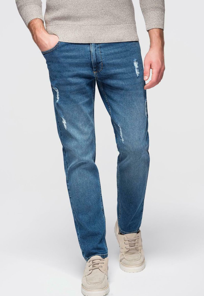 Ombre WITH ABRASIONS - Straight leg jeans - dark blue/dark-blue denim ...