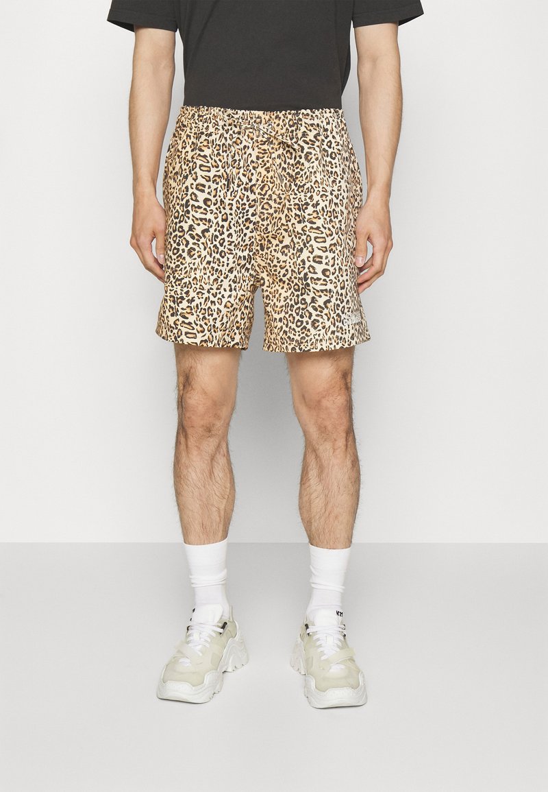 Filling Pieces FILLING PIECES X DAGGER - WORKER SHORT UNISEX - Shorts ...