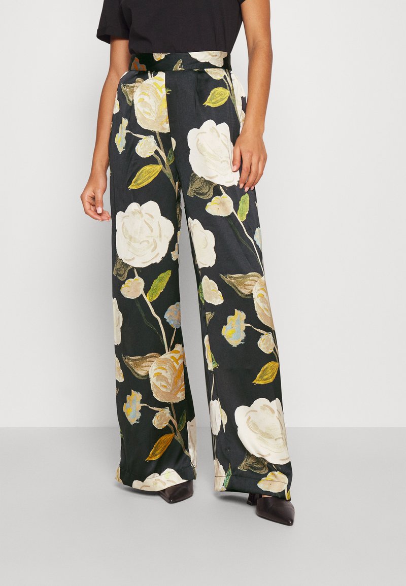 Vero Moda Petite VMRENEE WIDE PANTS - Trousers - black/renee/black ...