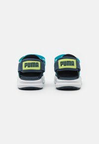 Puma EVOLVE UNISEX - Trekkingsandale - dark night/hero blue/weiß ...