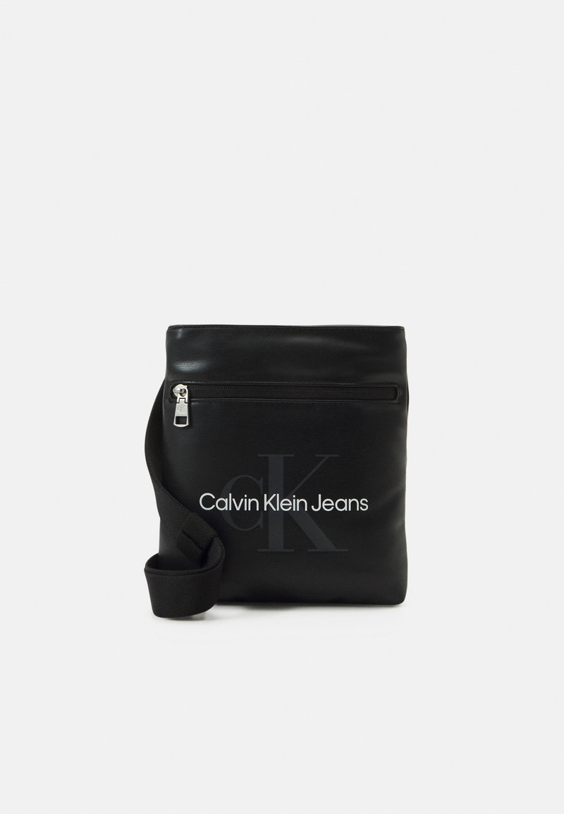 Calvin Klein Jeans Monogram Soft Flatpack Unisex Skuldertasker