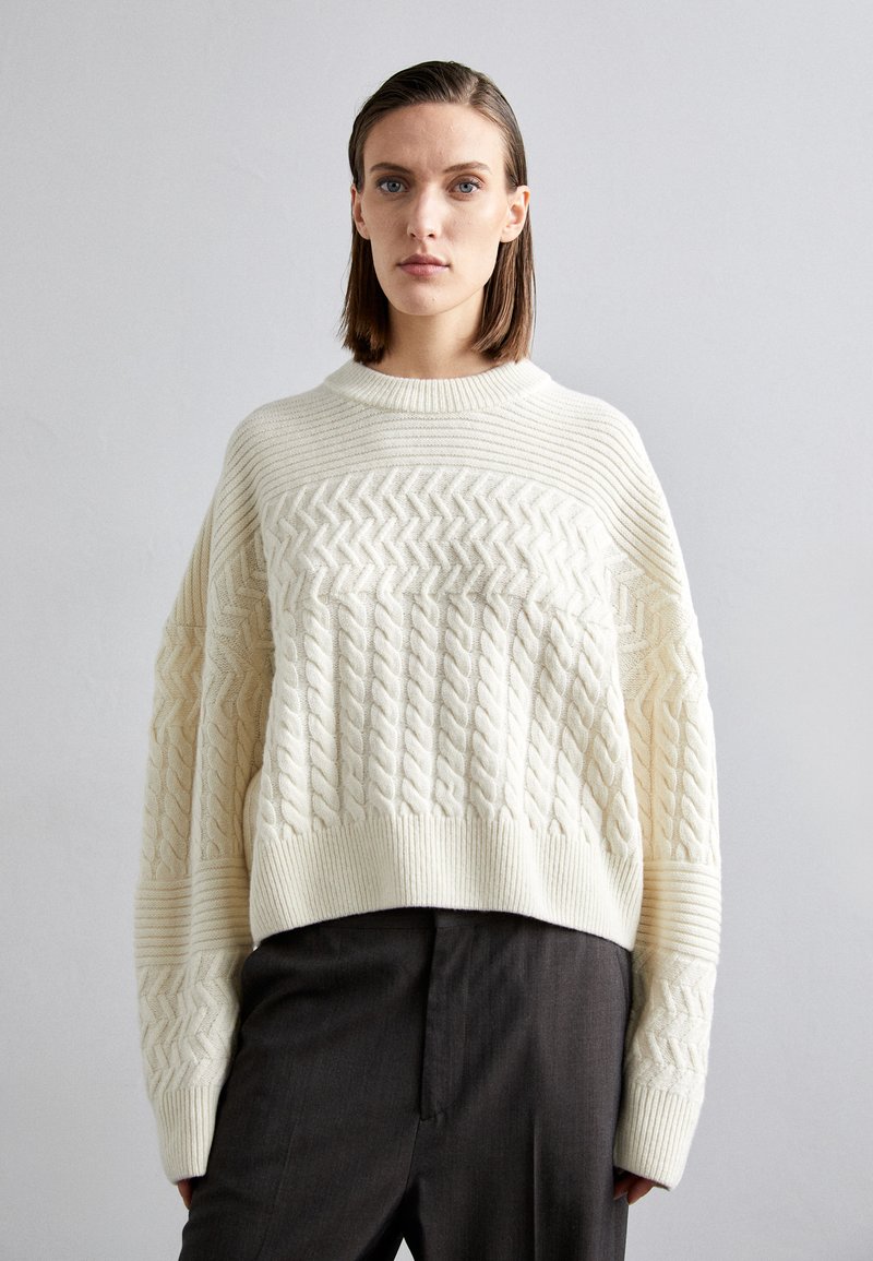 Filippa K BOXY BRAIDED - Pullover - chalk white/écru - ZALANDO.FR