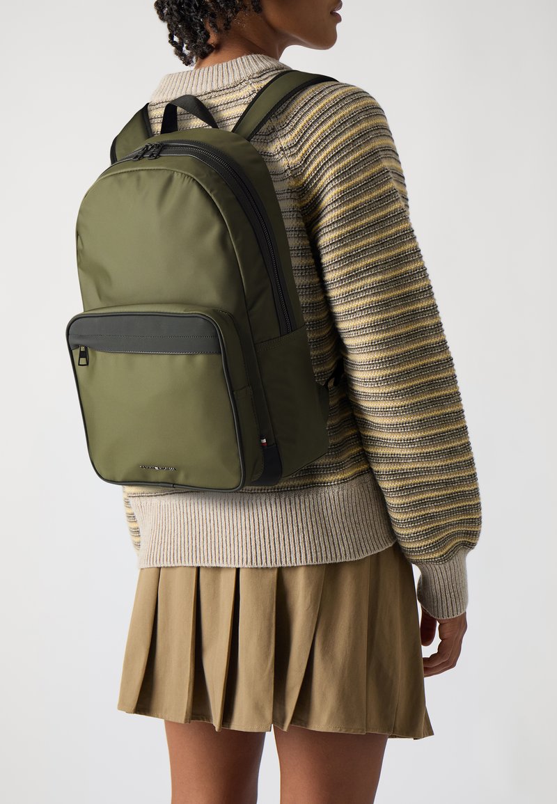 Tommy Hilfiger REPREVE BACKPACK UNISEX - Tagesrucksack - khaki - Zalando.de