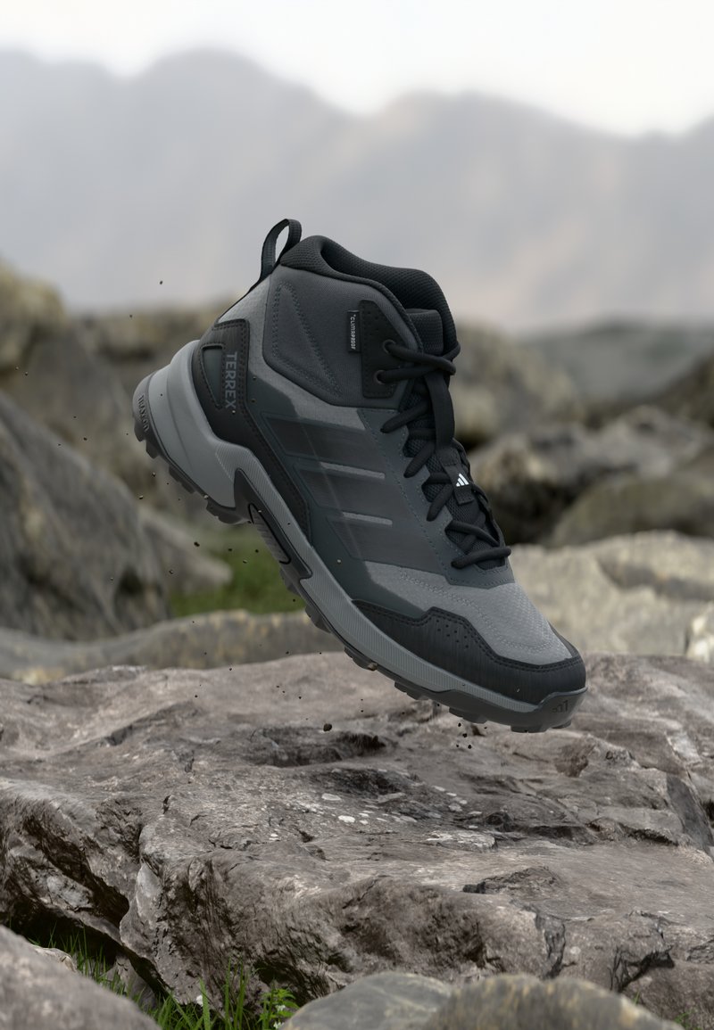adidas Terrex EASTRAIL 3 MID - Zapatillas de senderismo - grey four ...