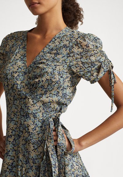 Polo Ralph Lauren DAGANI SHORT SLEEVE DAY DRESS - Vardagsklänning - mint floral/flerfärgad ...