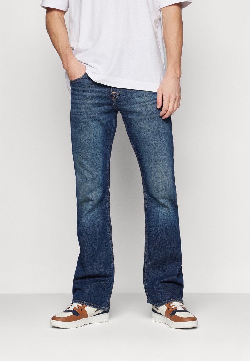 7 for all mankind BRETT STEP UP - Vaqueros bootcut - dark blue/azul ...