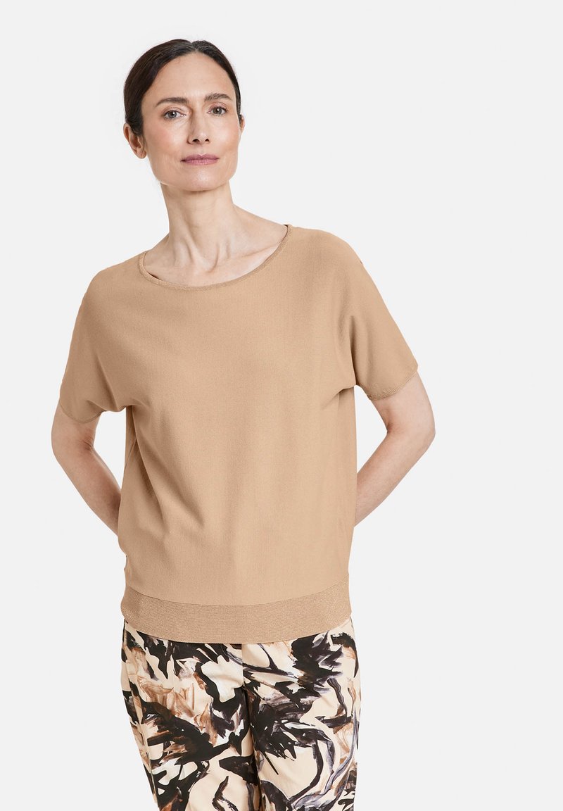 Gerry Weber MIT SCHIMME - Camiseta básica - caramel/marrón claro ...