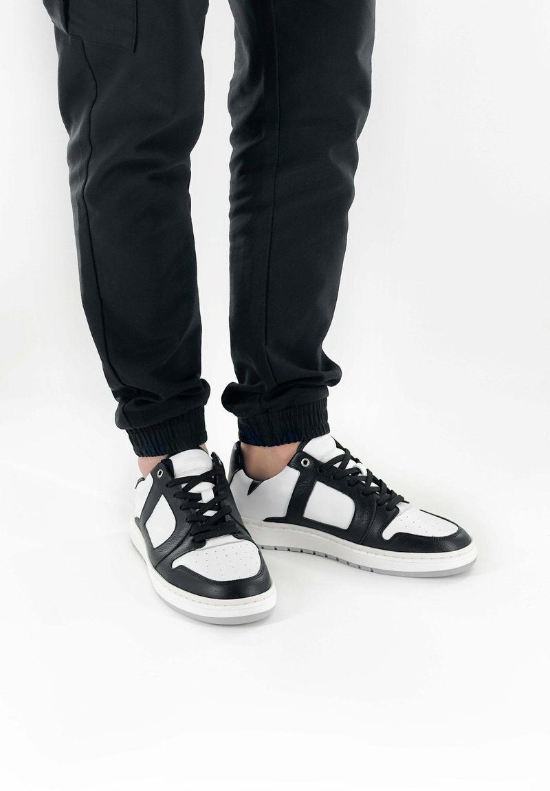 Dutch'D Sneakers laag - white/wit - Zalando.nl