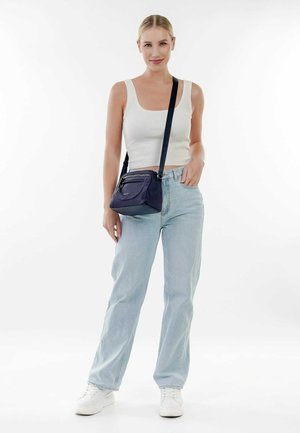 Tamaris TAS NELE - Umhängetasche - black/schwarz - Zalando.de