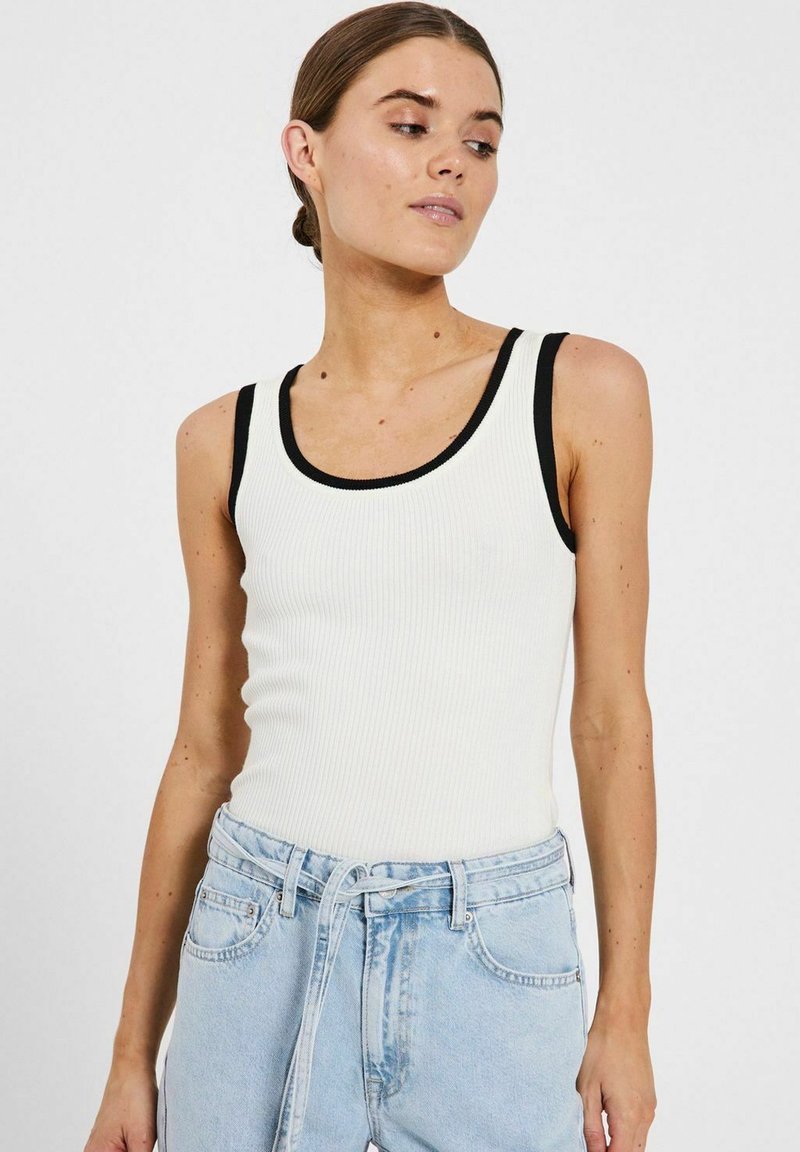 NORR U-NECK - Top - off white w black detail/crema - Zalando.es