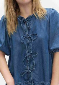 Dobber TANYA DENIM - Blouse - mid blue wash/blue - Zalando