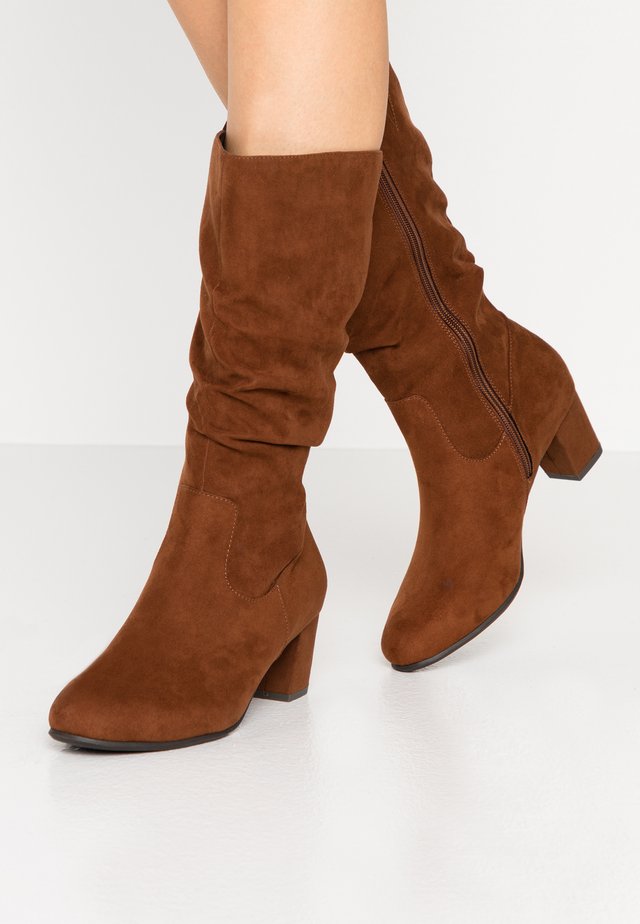Bottes classiques femme | Tous les articles chez Zalando
