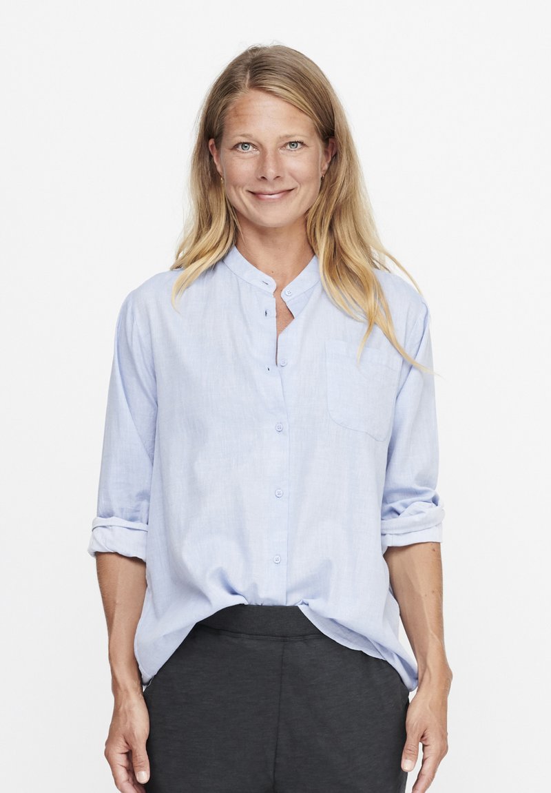 Moshi Moshi Mind ALWAYS SHIRT CHAMBRAY Hemdbluse Light Blue moshi-moshi-mind-always-shirt-chambray-hemdbluse-light-blue