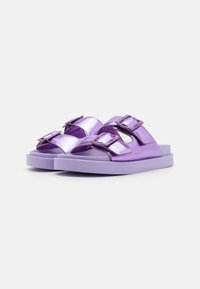 Buffalo SOL ARI - Pantolette flach - purple metallic/lila - Zalando.ch