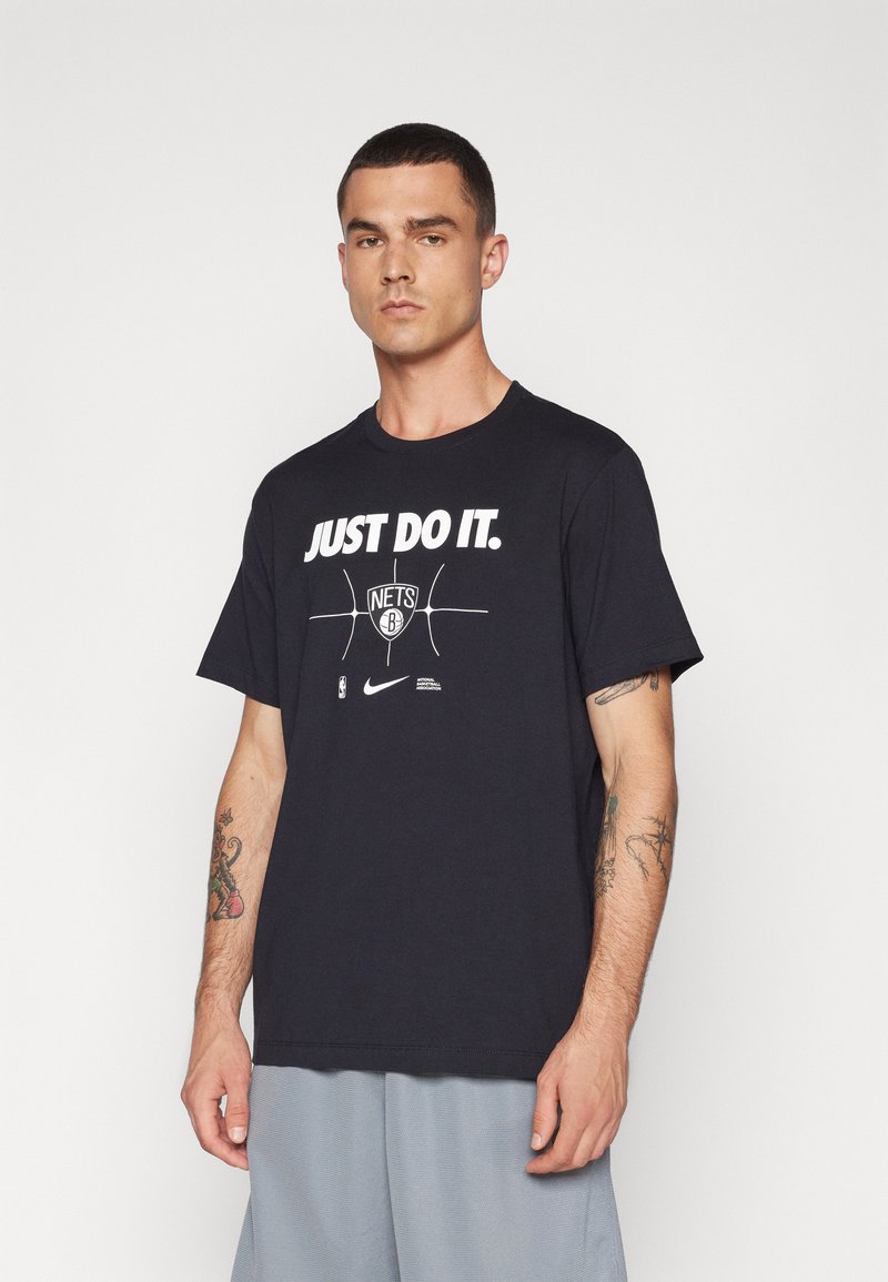 Nike Performance NBA BROOKLYN NETS TEE - Print T-shirt - black - Zalando