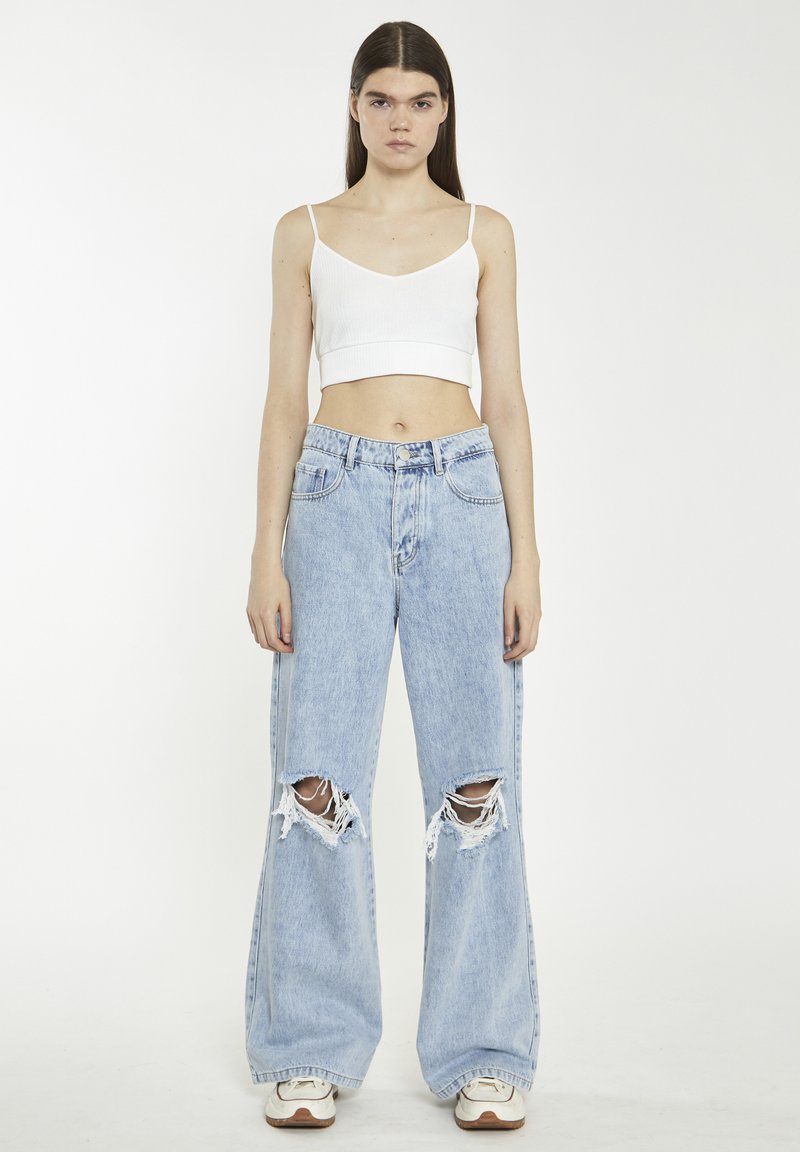 Glamorous WIDE-LEG RIPPED - Flared Jeans - light stonewash/blauw denim ...