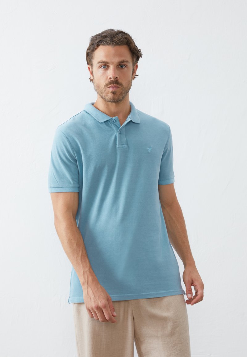 Pier One Polo shirt - light blue - Zalando.ie