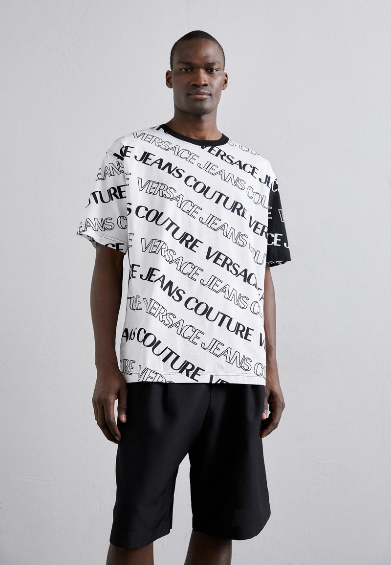Versace Jeans Couture MONOGRAM - T-Shirt print - white/weiß - Zalando