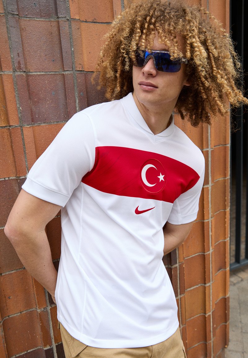 Nike Performance TURKIYE STADIUM HOME JERSEY - Fodboldtrøjer - white ...