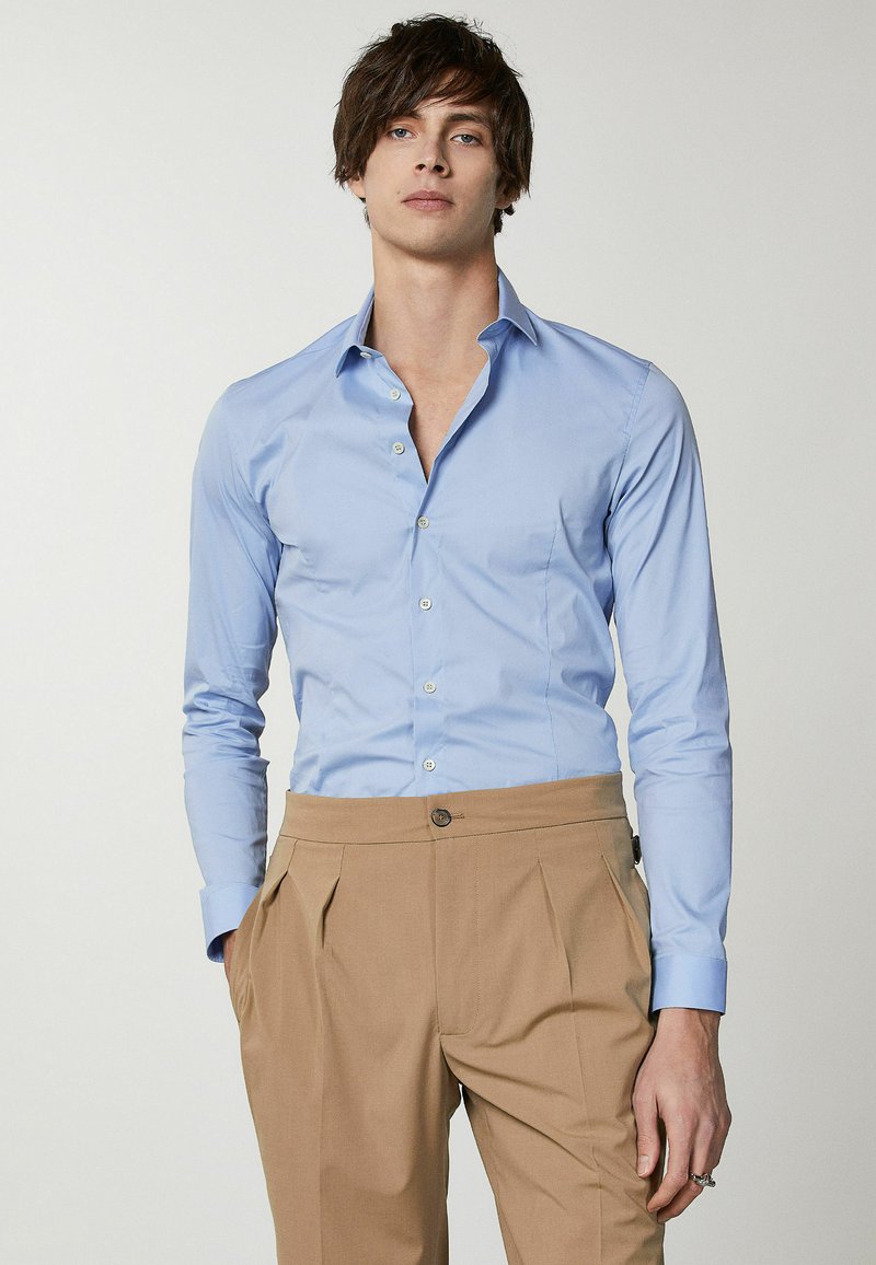 Patrizia Pepe SLIM FIT LONG-SLEEVED - Shirt - sky fil a fil/light blue ...