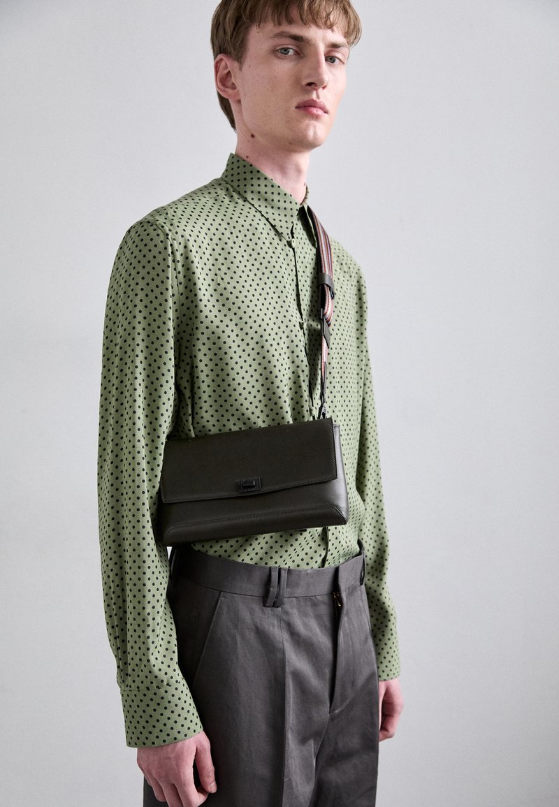 Paul Smith MEN BAG FLAP XBODY UNISEX - Across body bag - greens/black ...