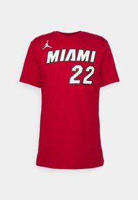 Nike Performance NBA JIMMY BUTLER MIAMI HEAT TEE - T-shirts med print ...