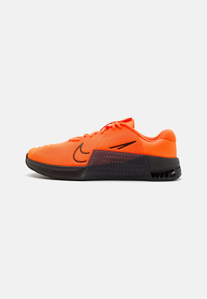 Nike Performance METCON 9 - Training shoe - hyper crimson/black/hyper ...