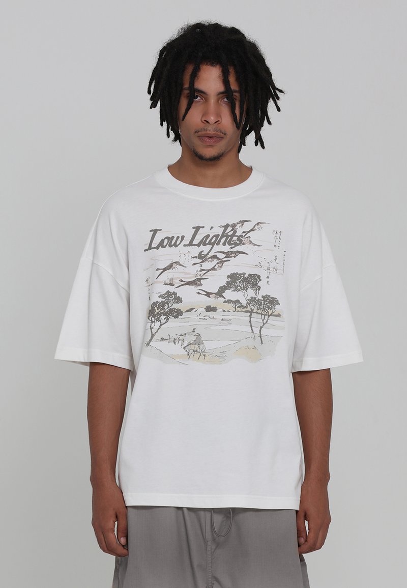 LOW LIGHTS STUDIOS® TANBO TEE UNISEX - T-Shirt print - ecru/offwhite - Zalando.ch