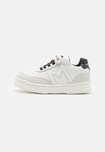 Marc Jacobs TRAINERS - Sneaker low - ivory/weiß - Zalando.de