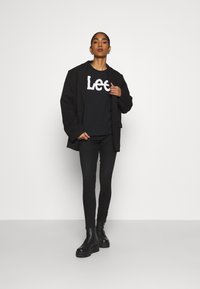 Lee LOGO TEE - T-shirt print - black/zwart - Zalando.nl
