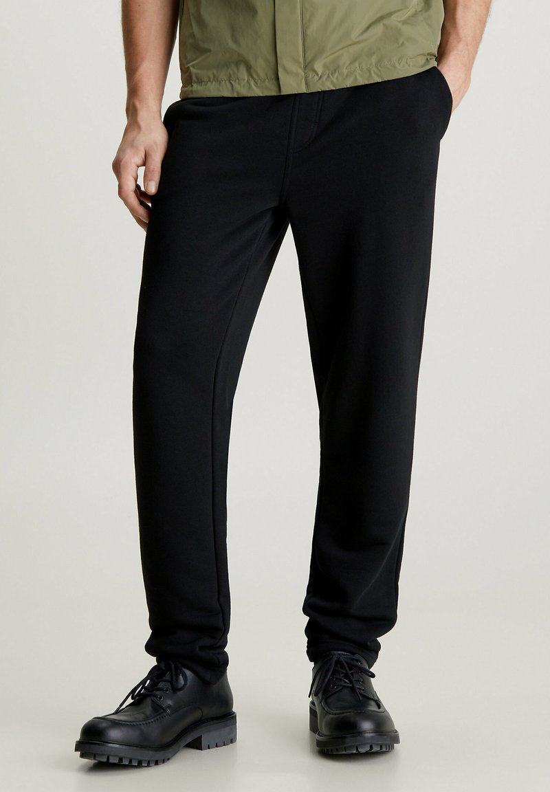 Calvin Klein Tracksuit Bottoms Ck Black Black Zalando
