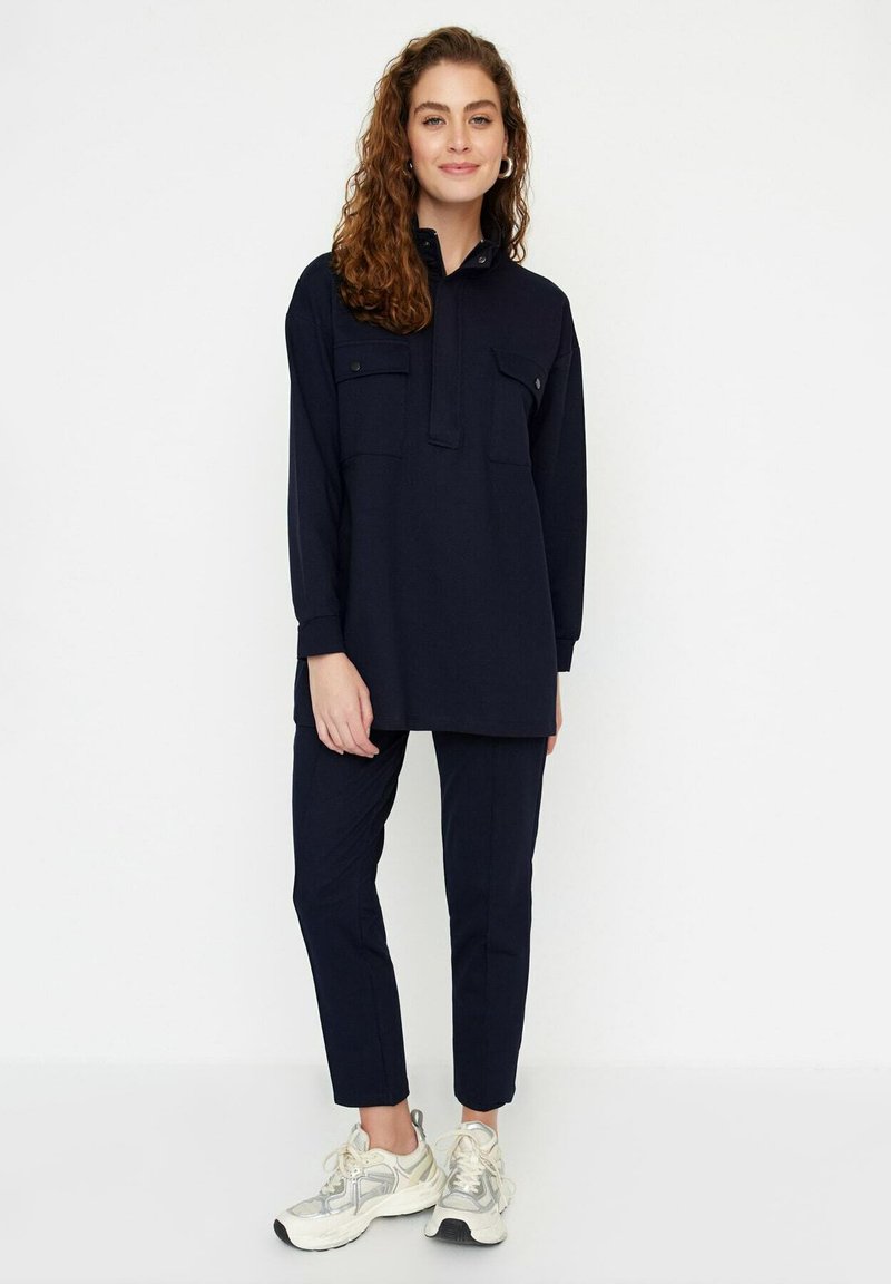 Trendyol Modest MODEST SET - Chándal - navy blue/azul marino - Zalando.es