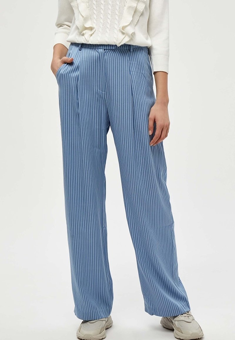 Minus MIMEVIA PANTS - Trousers - denim blue stripes/blue - Zalando.ie