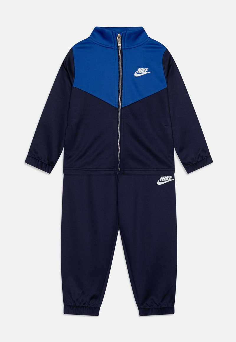 Nike Sportswear LIFESTYLE ESSENTIALS SET - Treningas - midnight navy ...