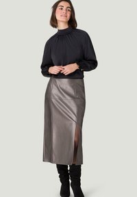 zero MIT STEHKRAGEN - Bluse - black beauty/schwarz - Zalando.de