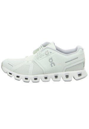 On Running ON CLOUD 5 - Laufschuh Neutral - all black/schwarz - Zalando.at