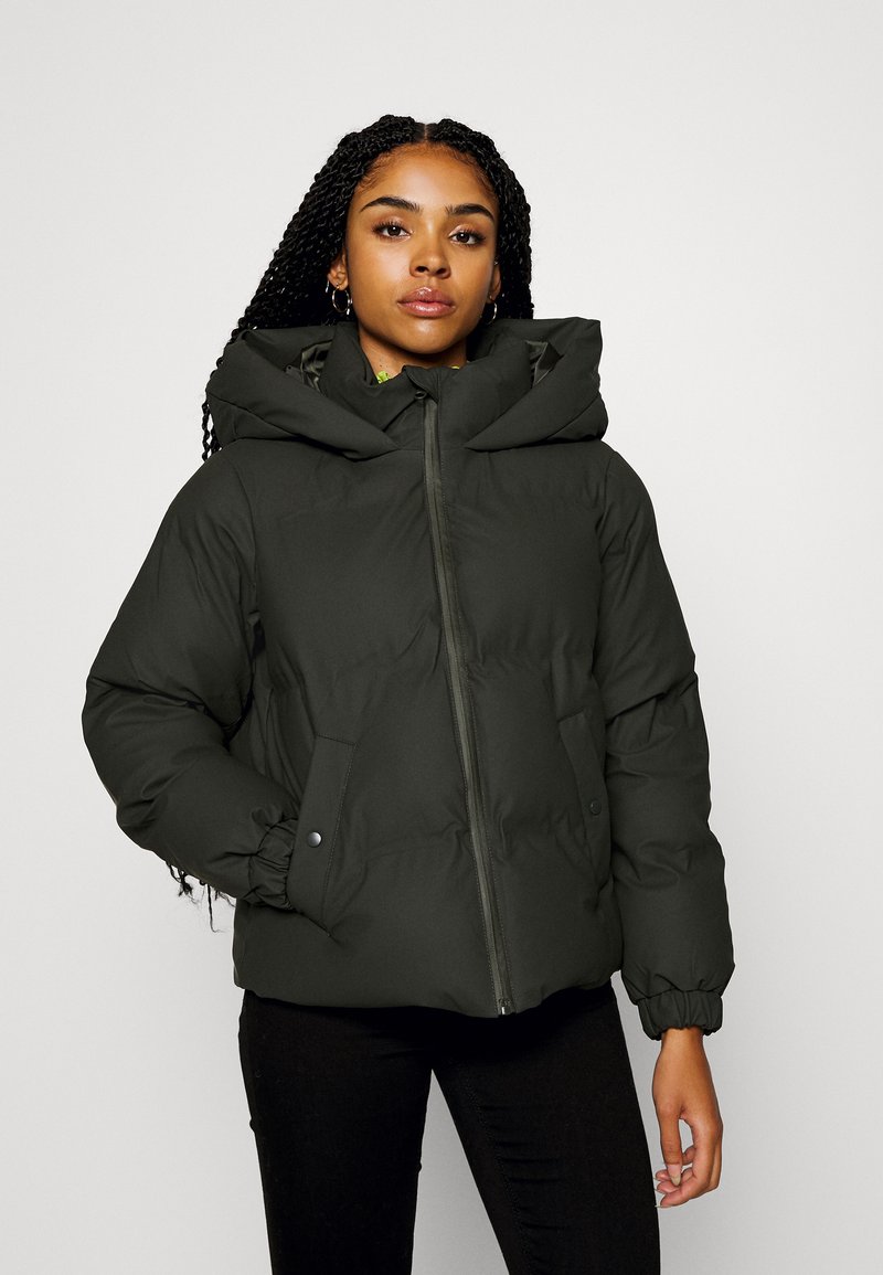Vero Moda Petite VMNOE SHORT COATED JACKET - Winter jacket - dark green ...